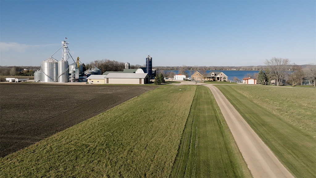 VECTOR® Mixed Flow Dryer Adds Capacity to Dauk Farms - Brock News